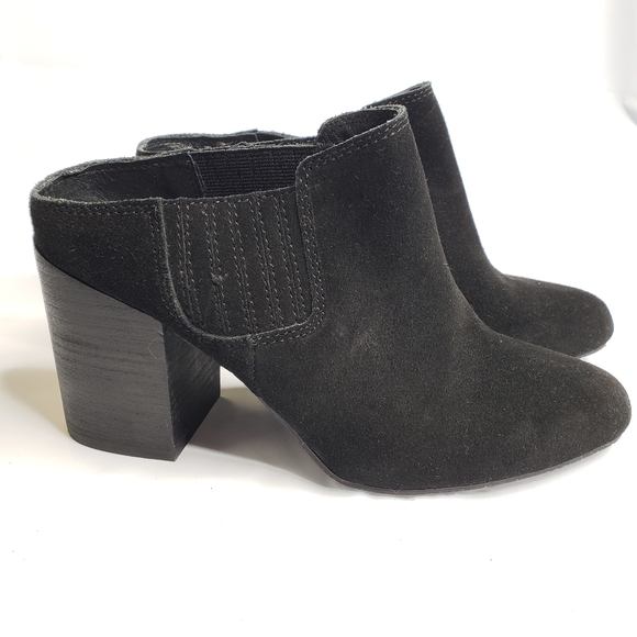 Adam Tucker | Shoes | Adam Tucker By Me Too Suede Booties 75 M Black ...